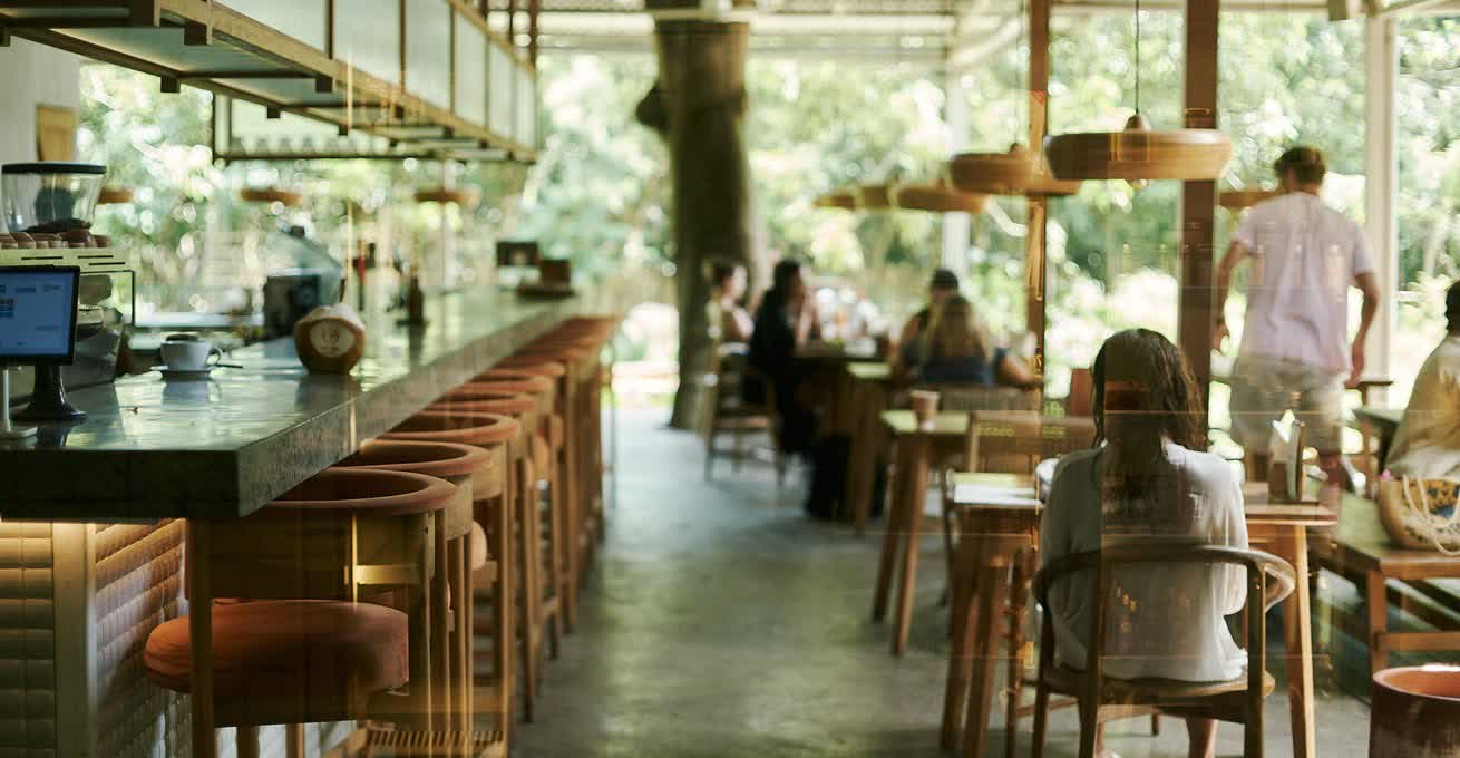 7 Best Cafés in Uluwatu To Enhance Your Dining Experience