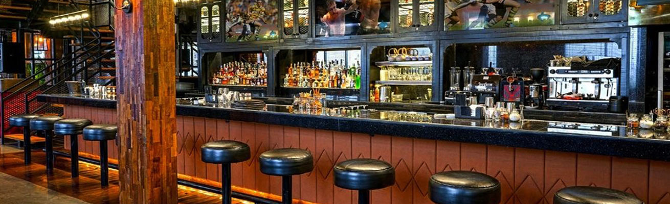 Bars in Seminyak, Bali. Our Top 6 in 2024