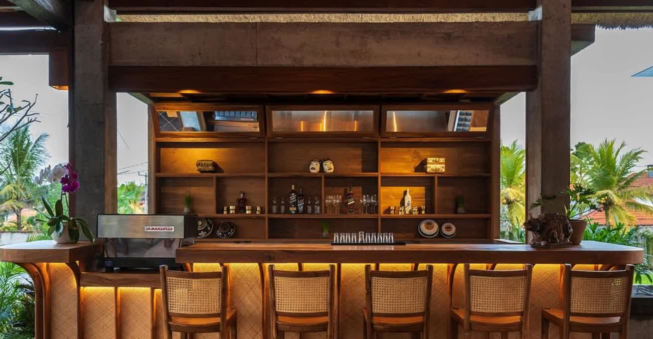 5 Restaurants to Eat the Best Burgers in Ubud