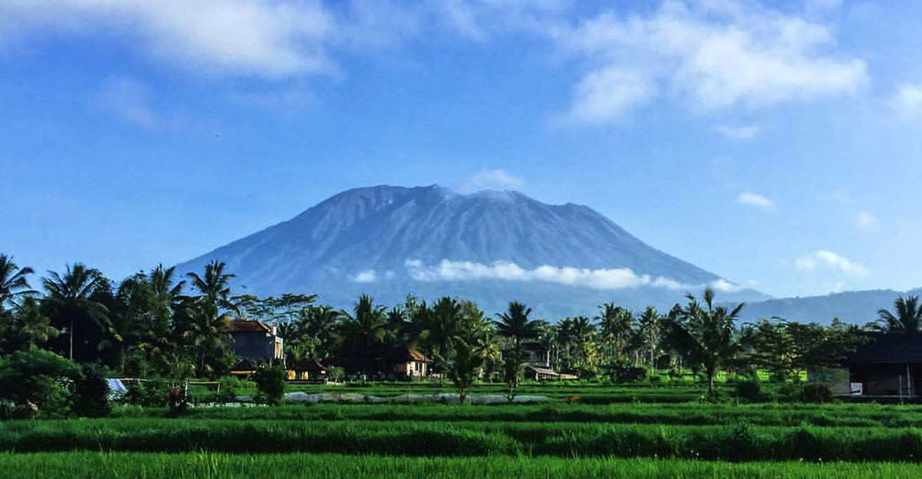 Ultimate Guide to 10 Best Volcanoes in Bali & Neighboring Islands