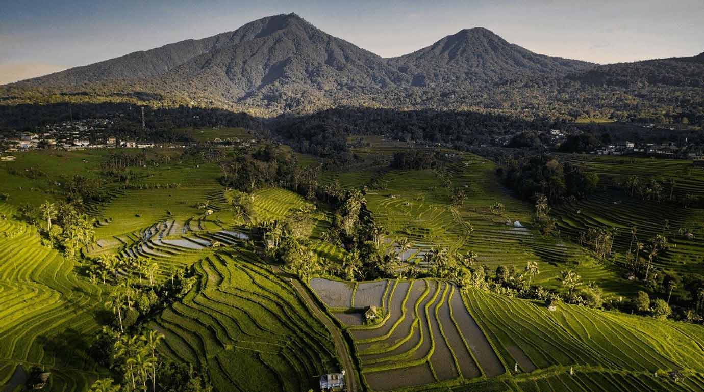 Volcanoes and Temples – Ubud & Bali Highlands Helicopter Tour | OnBali